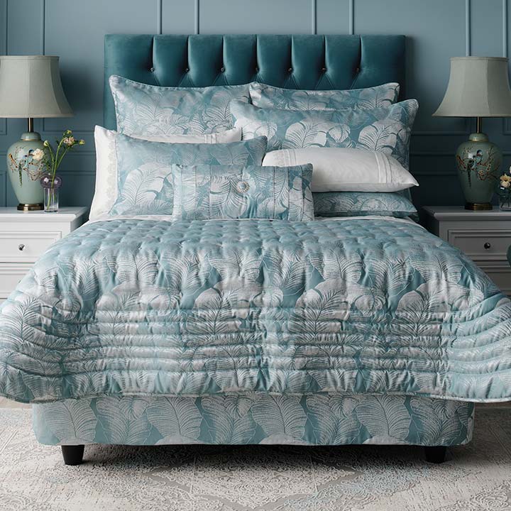 Bianca Deluxe Comforter Set Continental