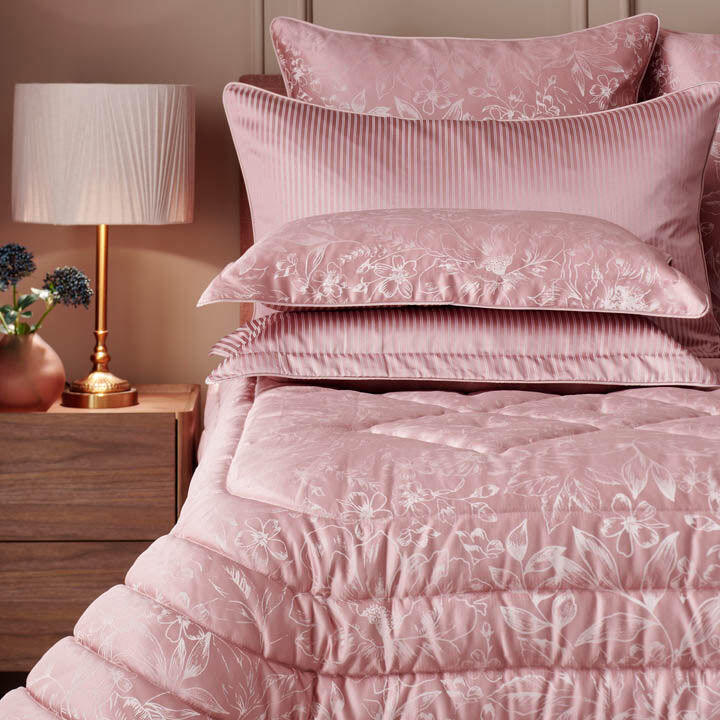 Carnation Continental Comforter Set