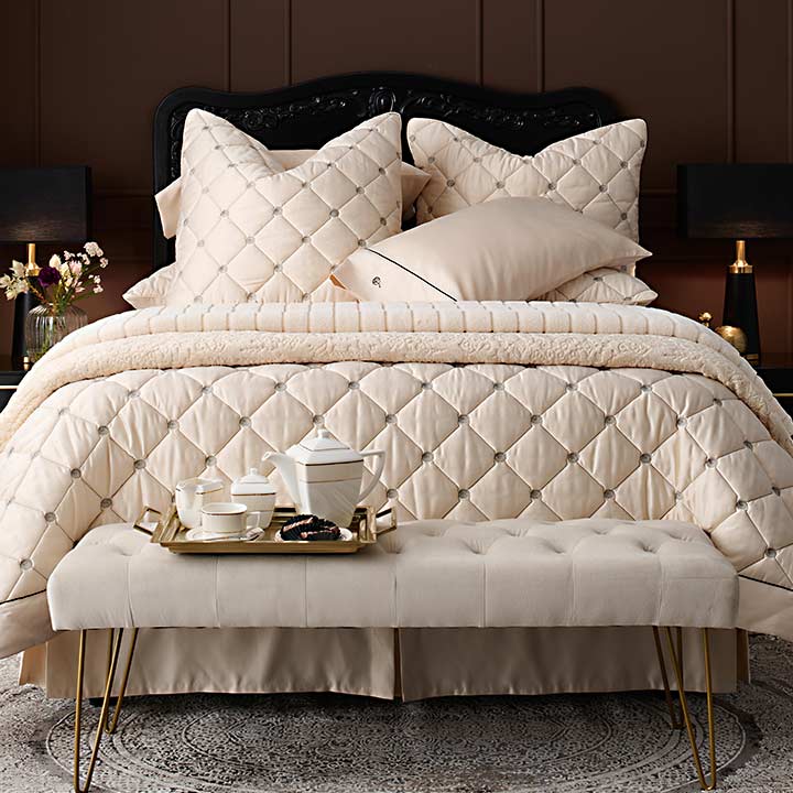 Coco Deluxe Bed Quilt Set Continental Cream