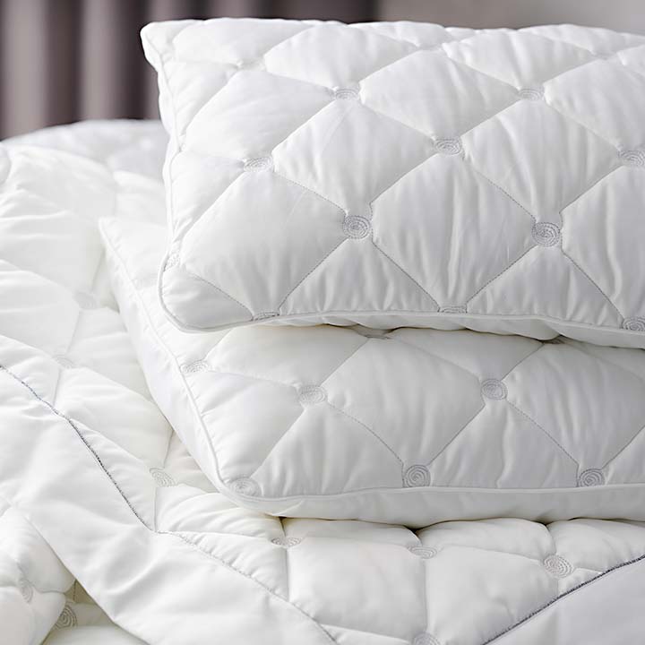 Coco Bed Quilt Set White