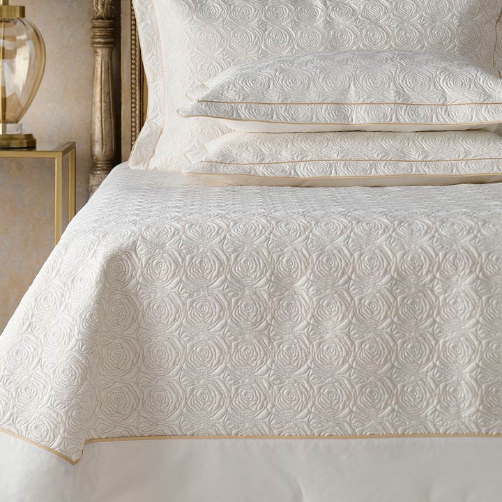 Duchess Bed Quilt Bedding Set