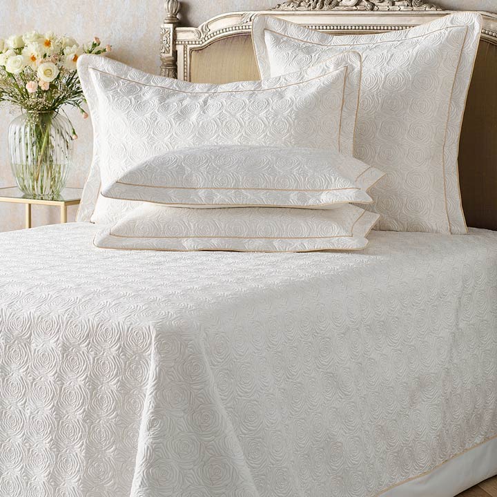 Duchess Bedspread Bedding Set