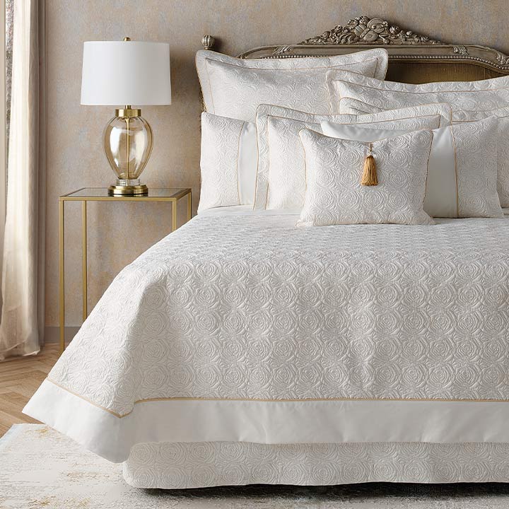 Duchess Continental Bed Quilt Bedding Set