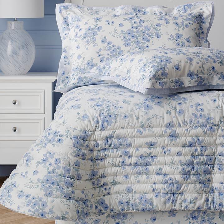 Maya Comforter Set